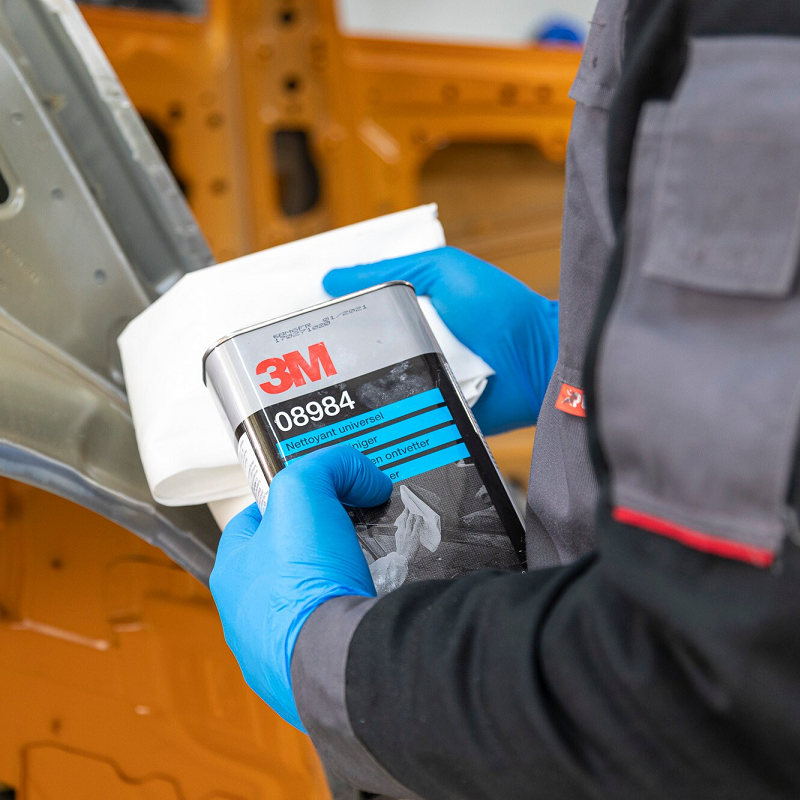 3M 08984 Nettoyant universel 1 L pour colle, graisse, cire, lustreur, silicone